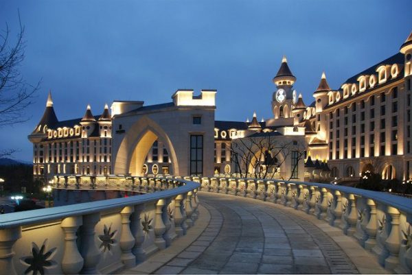 TOP PROJECTS BY VOA ASSOCIATES INCORPORATED | New York Design Agenda